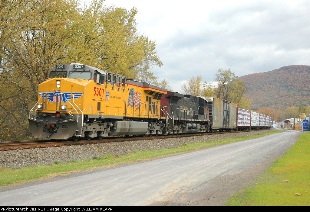NS 30T UP 5307 Building America engine